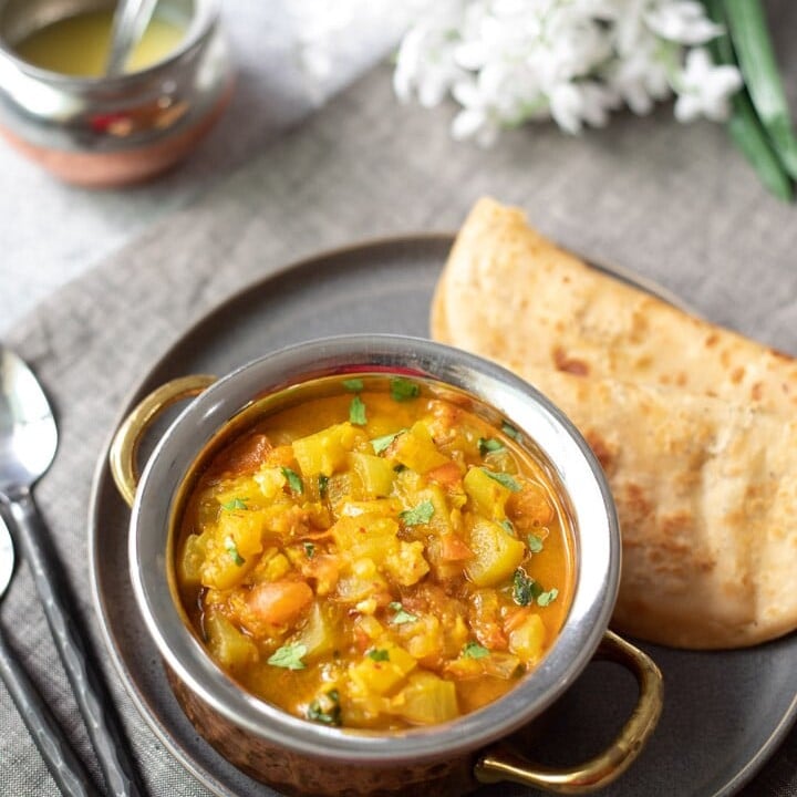 Indian Zucchini Curry - Piping Pot Curry