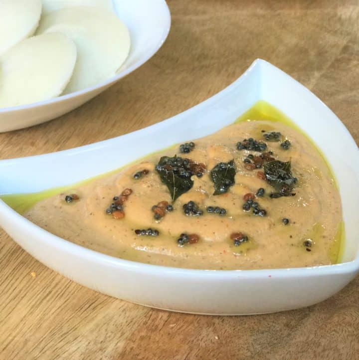 Peanut Chutney - Piping Pot Curry