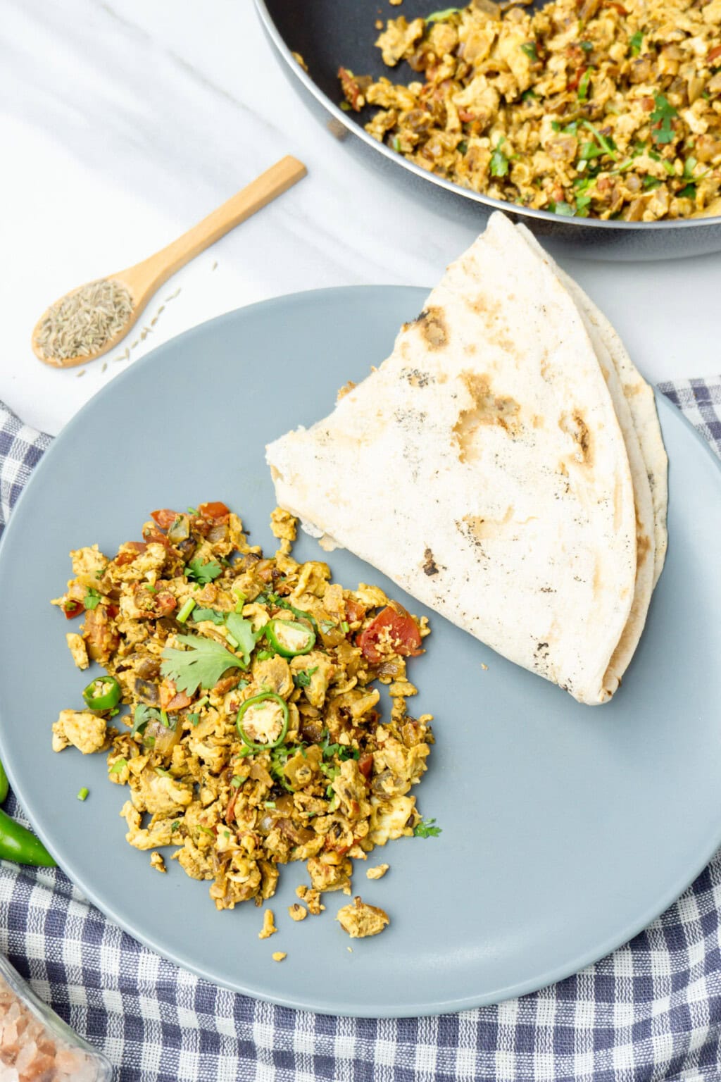 Perfect Egg Bhurji (Spiced Indian Scrambled Eggs) - Piping Pot Curry