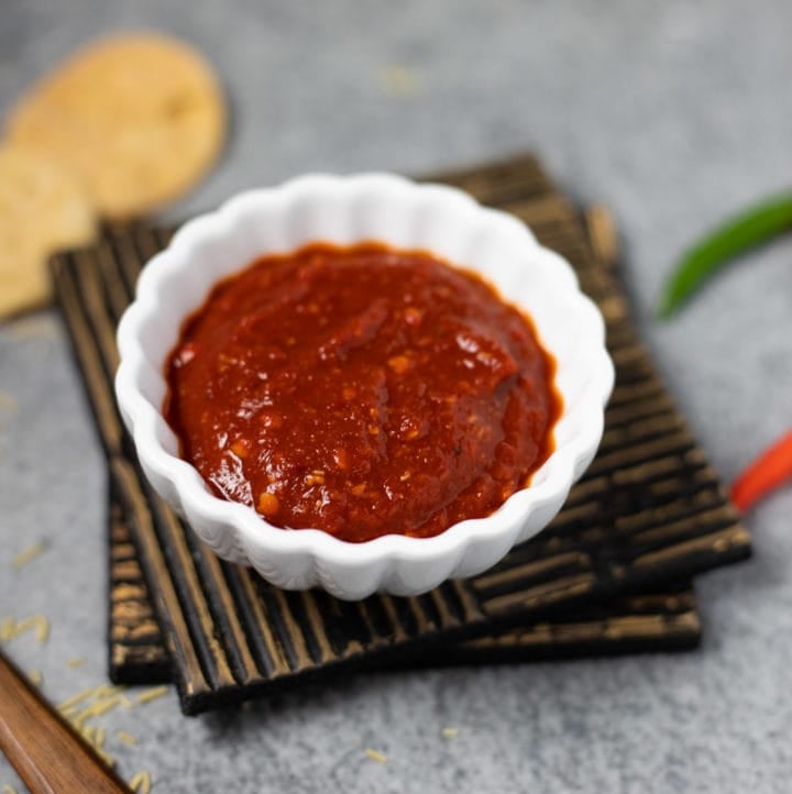 Red Chilli Garlic Chutney for Chaat - Piping Pot Curry