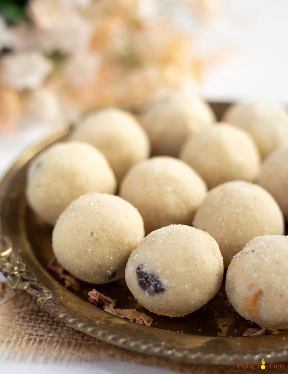 Easy Rava Ladoo (Suji Ladoo) - Piping Pot Curry