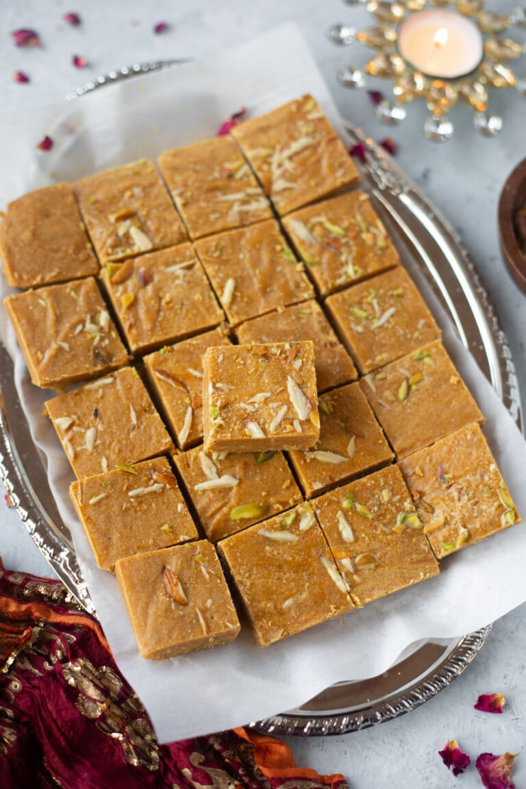 Besan Barfi (Besan ki Chakki) - Piping Pot Curry