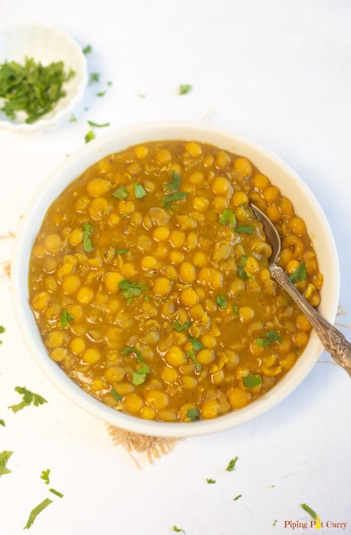 Ragda Recipe - Piping Pot Curry