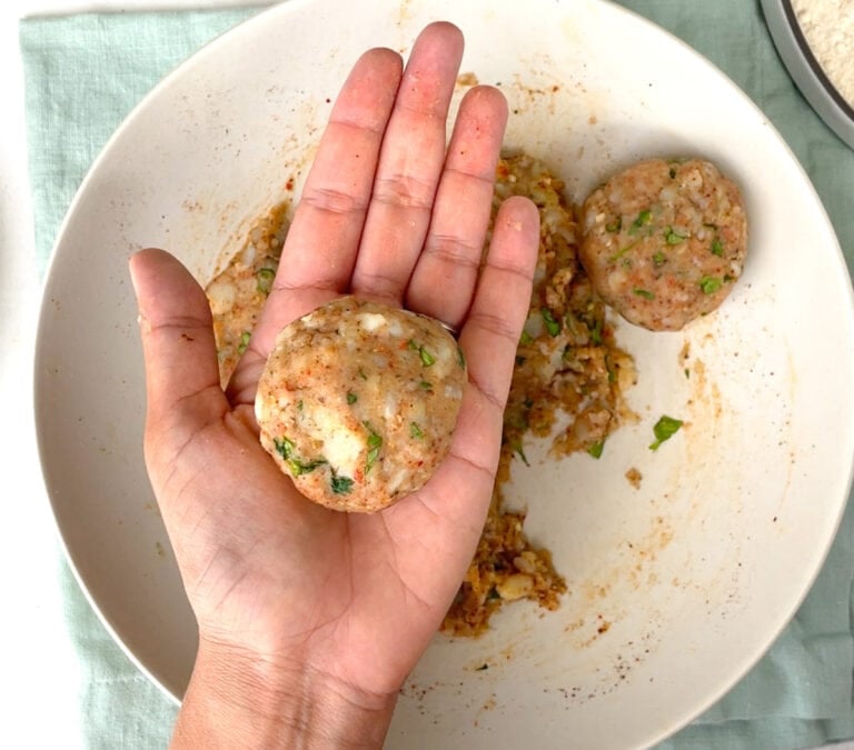 Aloo Paratha - Piping Pot Curry
