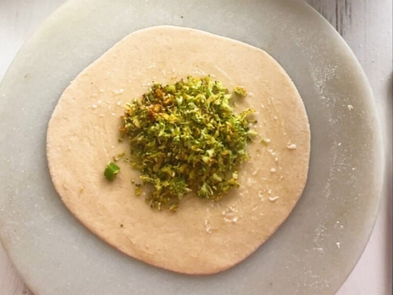 Broccoli Paratha - Piping Pot Curry