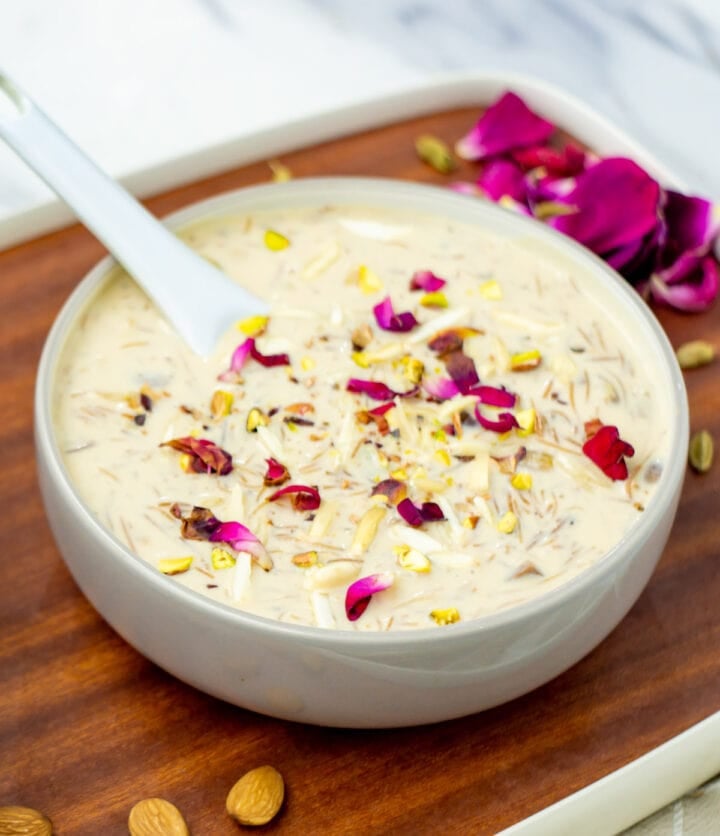 Sheer Khurma (Luscious, Rich & Creamy) - Piping Pot Curry