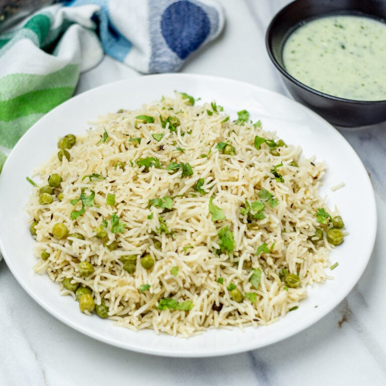 Peas Pulao (Matar Pulao) - Piping Pot Curry
