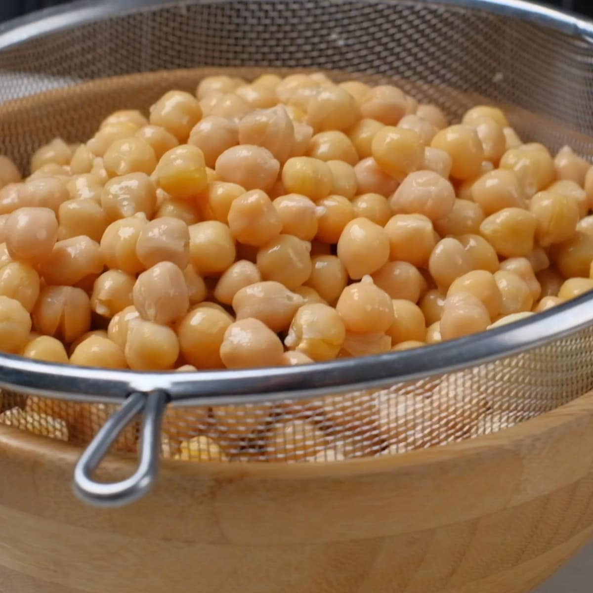 Instant Pot Hummus (Creamy, Smooth & Easy) - Piping Pot Curry