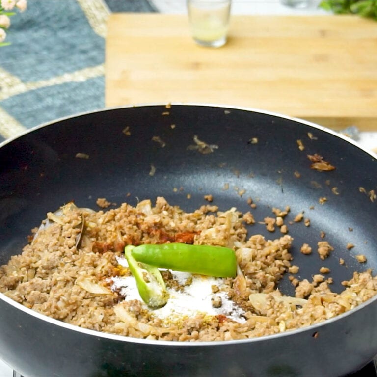 Keema Rice (One-pot Keema Biryani) - Piping Pot Curry