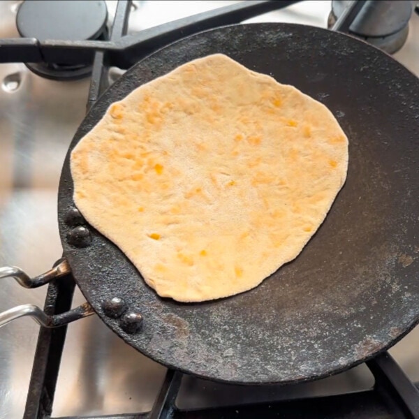 Cheese Paratha - Piping Pot Curry