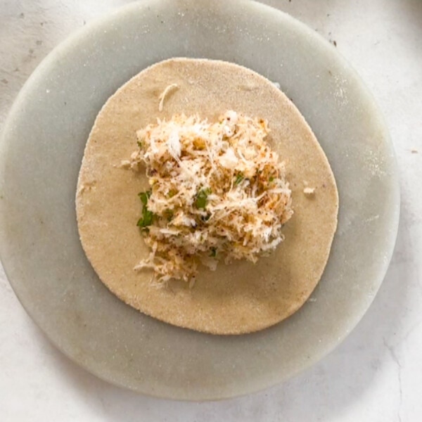 Mooli Paratha (Radish Stuffed Flatbread) - Piping Pot Curry