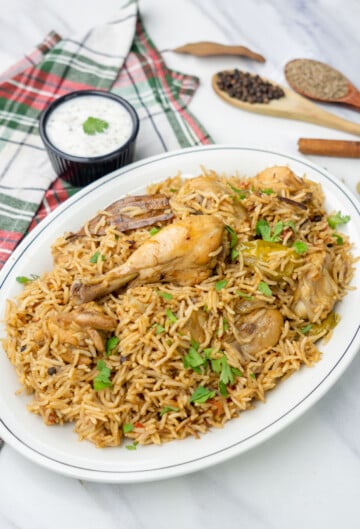 Chicken Pulao (Easy, One-Pot Recipe) - Piping Pot Curry