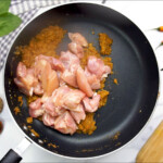 Chicken Saag (Chicken Spinach Curry) - Piping Pot Curry