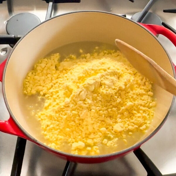 Makki ki Roti (Punjabi Cornmeal Flatbread) - Piping Pot Curry