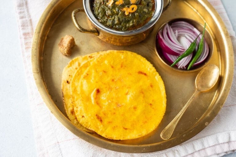 Makki ki Roti (Punjabi Cornmeal Flatbread) - Piping Pot Curry