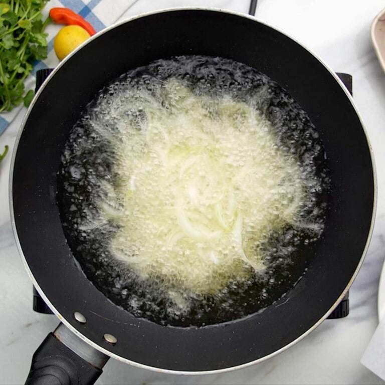 Crispy Fried Onions Recipe (Birista) - Piping Pot Curry