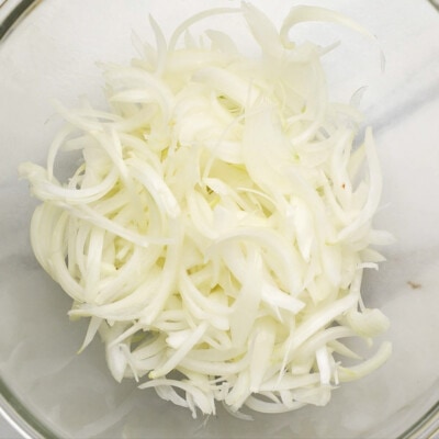 Crispy Fried Onions Recipe (Birista) - Piping Pot Curry