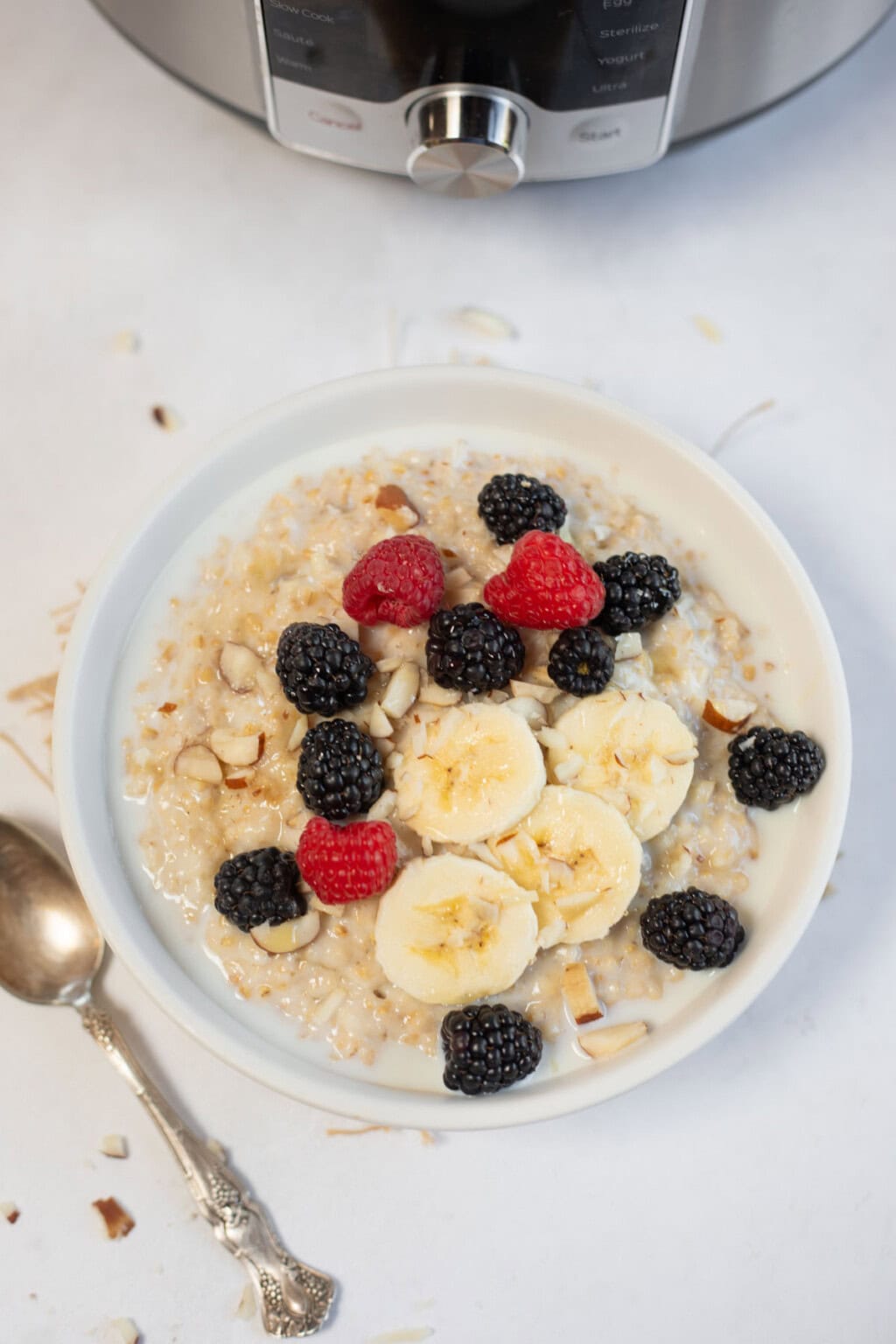 Instant Pot Oatmeal (Fast, Easy and Creamy) - Piping Pot Curry