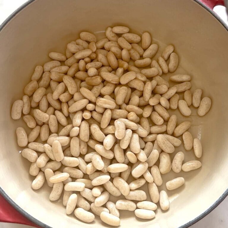 How to cook White Beans? - Piping Pot Curry