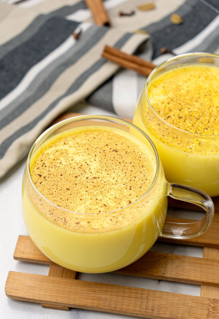 Haldi Doodh (Golden Turmeric Milk) - Piping Pot Curry