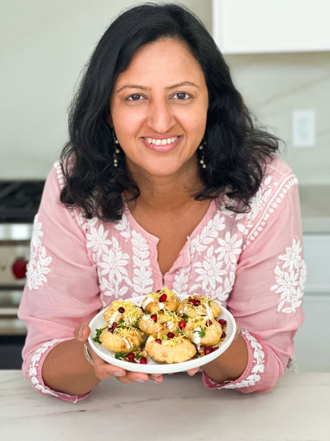 Dahi Puri (Mumbai Street-Style Chaat) - Piping Pot Curry